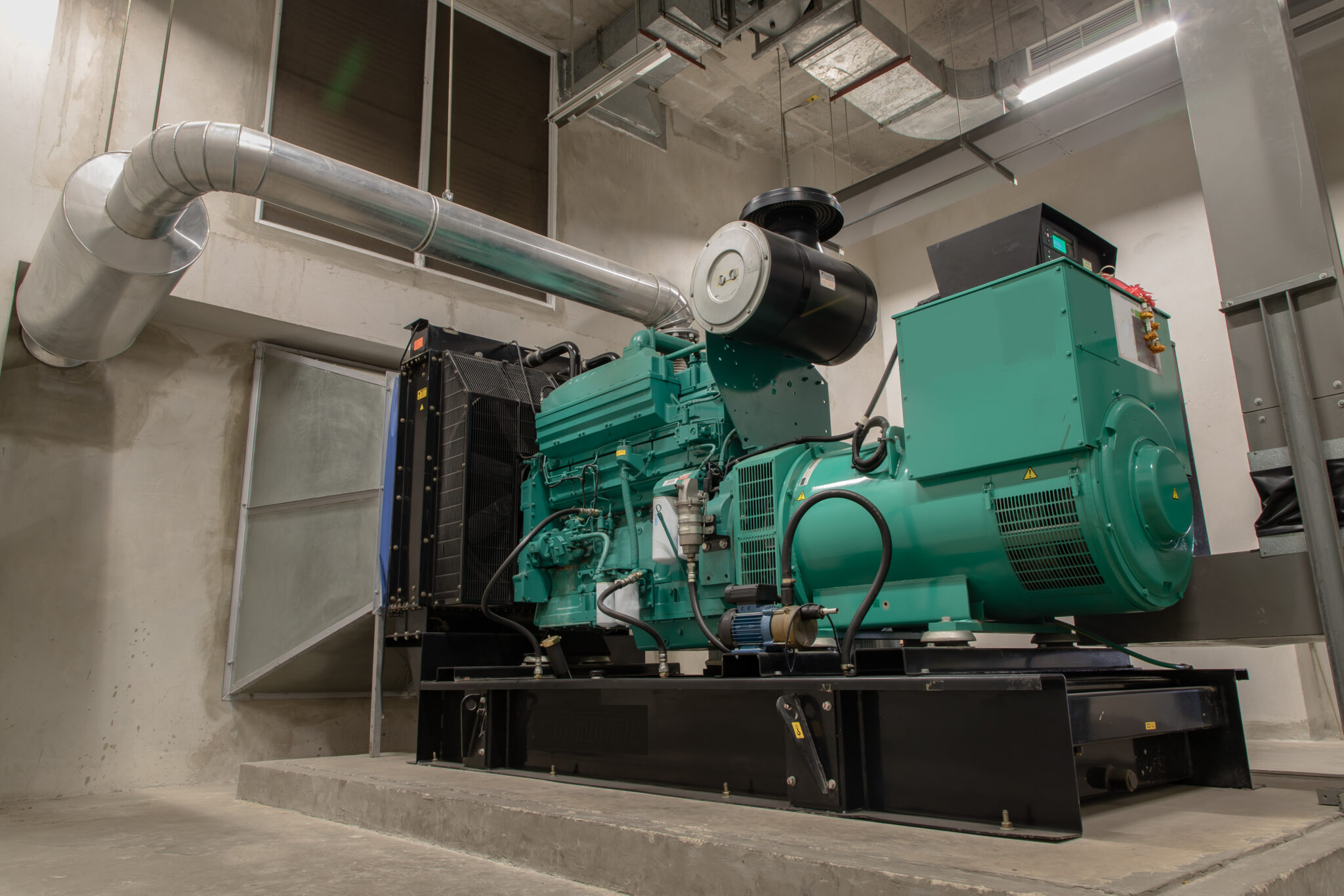 Should You Buy or Rent an Industrial Generator? | Valley Power Systems